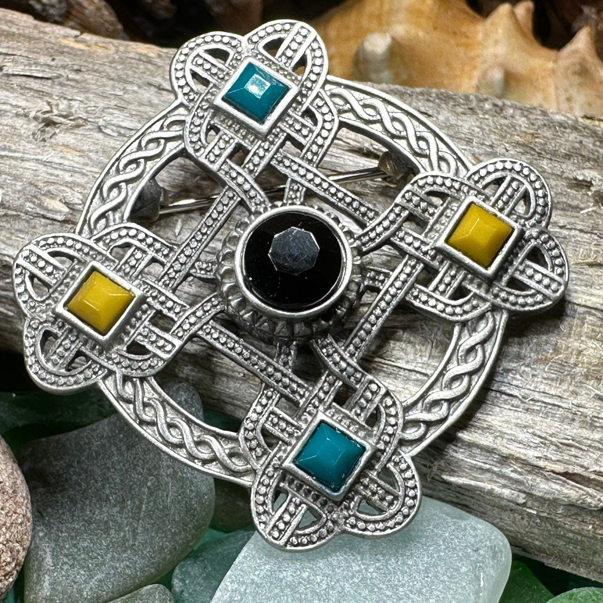 Munro Celtic Knot Brooch – Celtic Crystal Design Jewelry