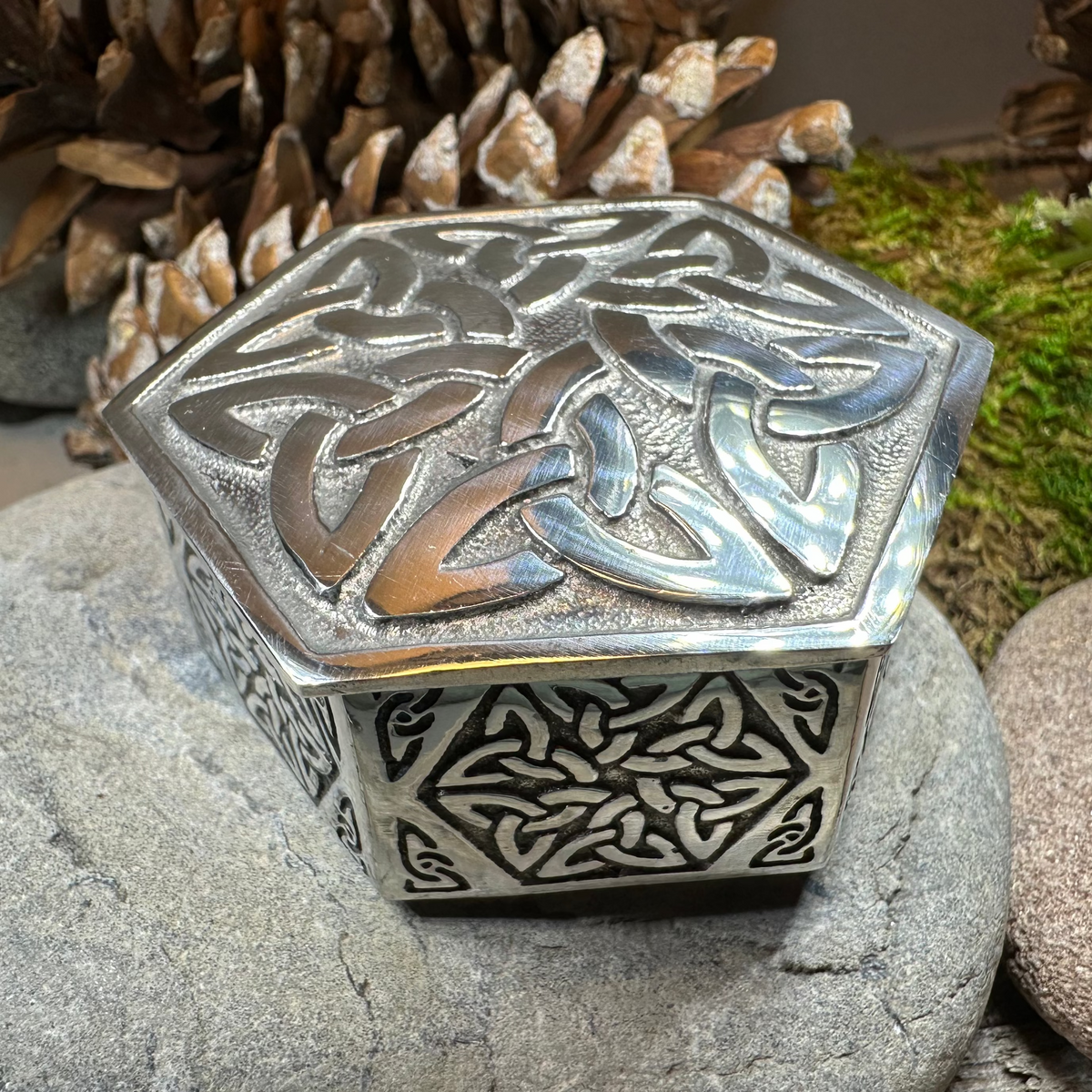 Trinity Knot Celtic Trinket Box – Celtic Crystal Design Jewelry