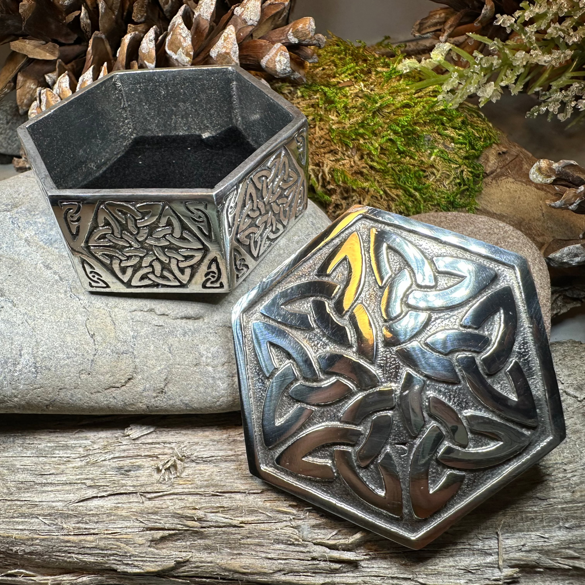 Trinity Knot Celtic Trinket Box – Celtic Crystal Design Jewelry