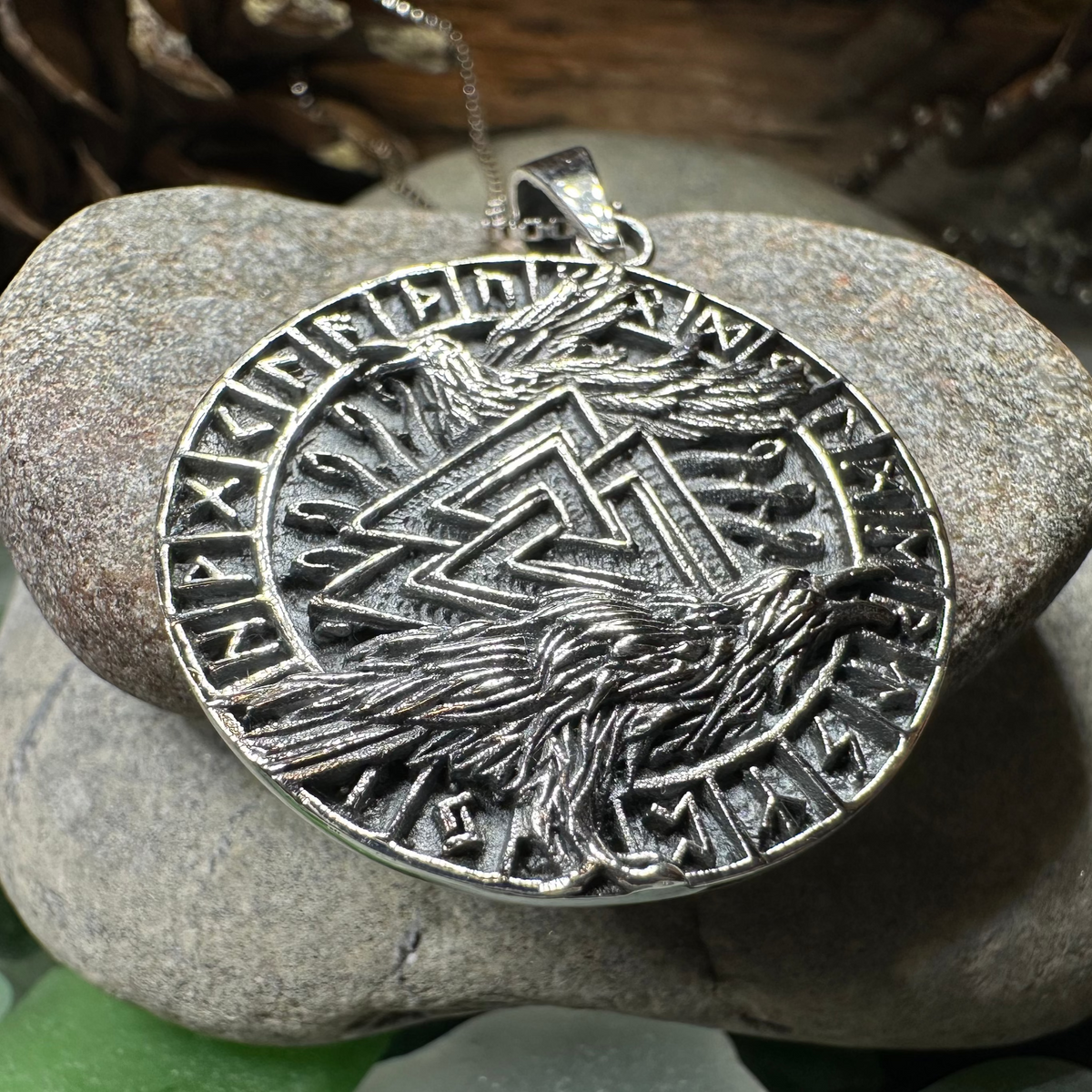 Skorr Raven Necklace – Celtic Crystal Design Jewelry