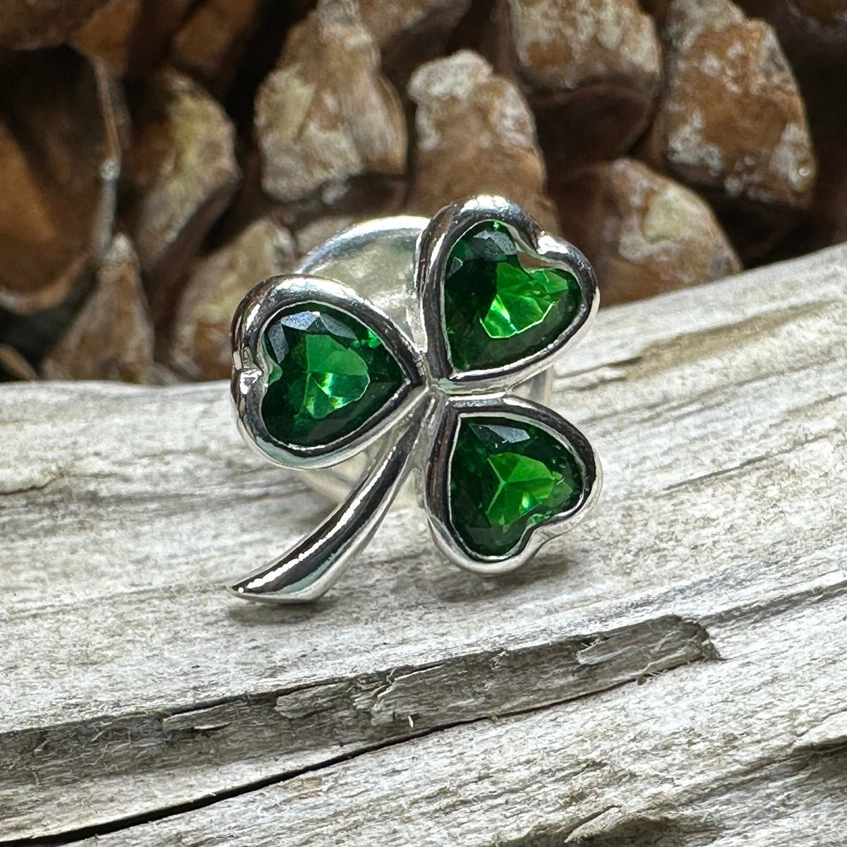 Irish Emerald Shamrock Lapel Pin – Celtic Crystal Design Jewelry