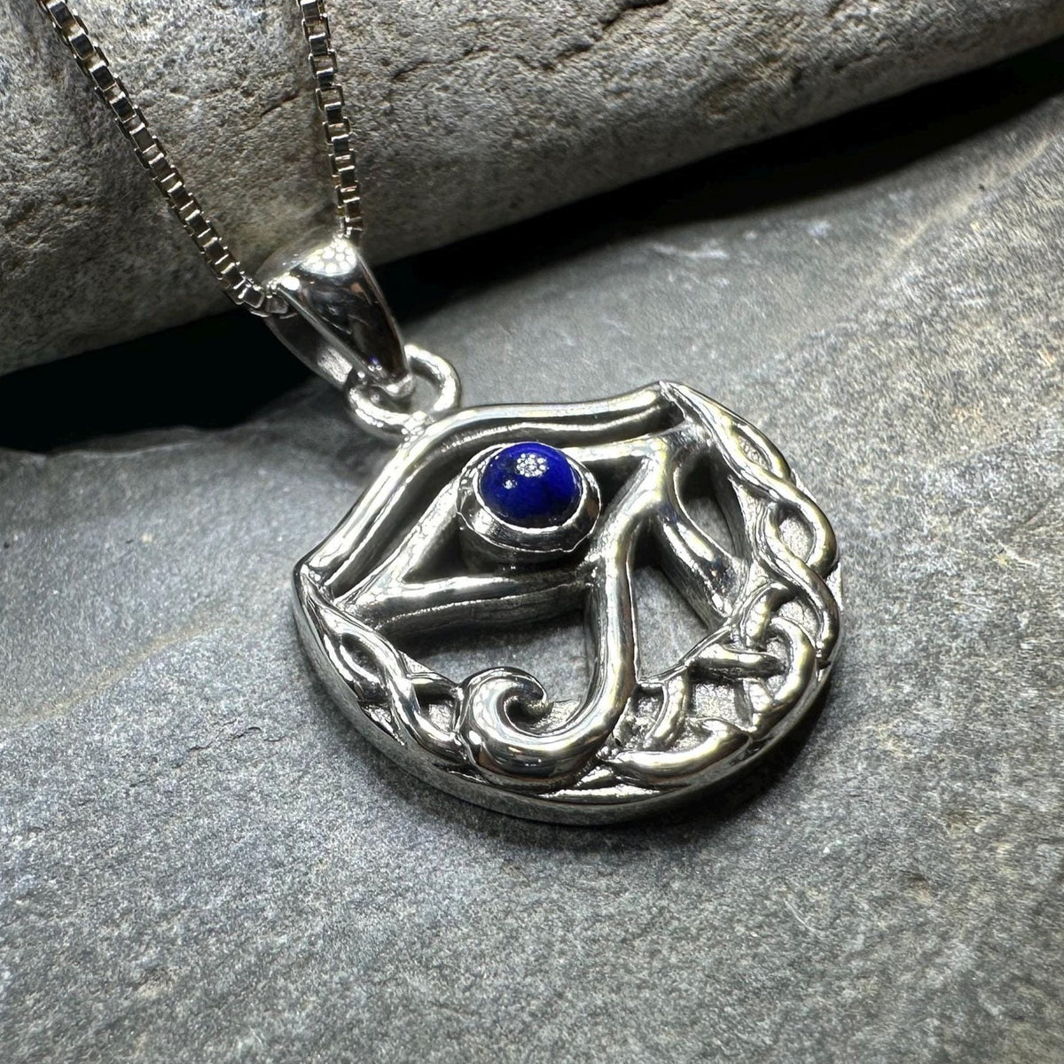 Lapis Lazuli Eye of Horus Necklace – Celtic Crystal Design Jewelry