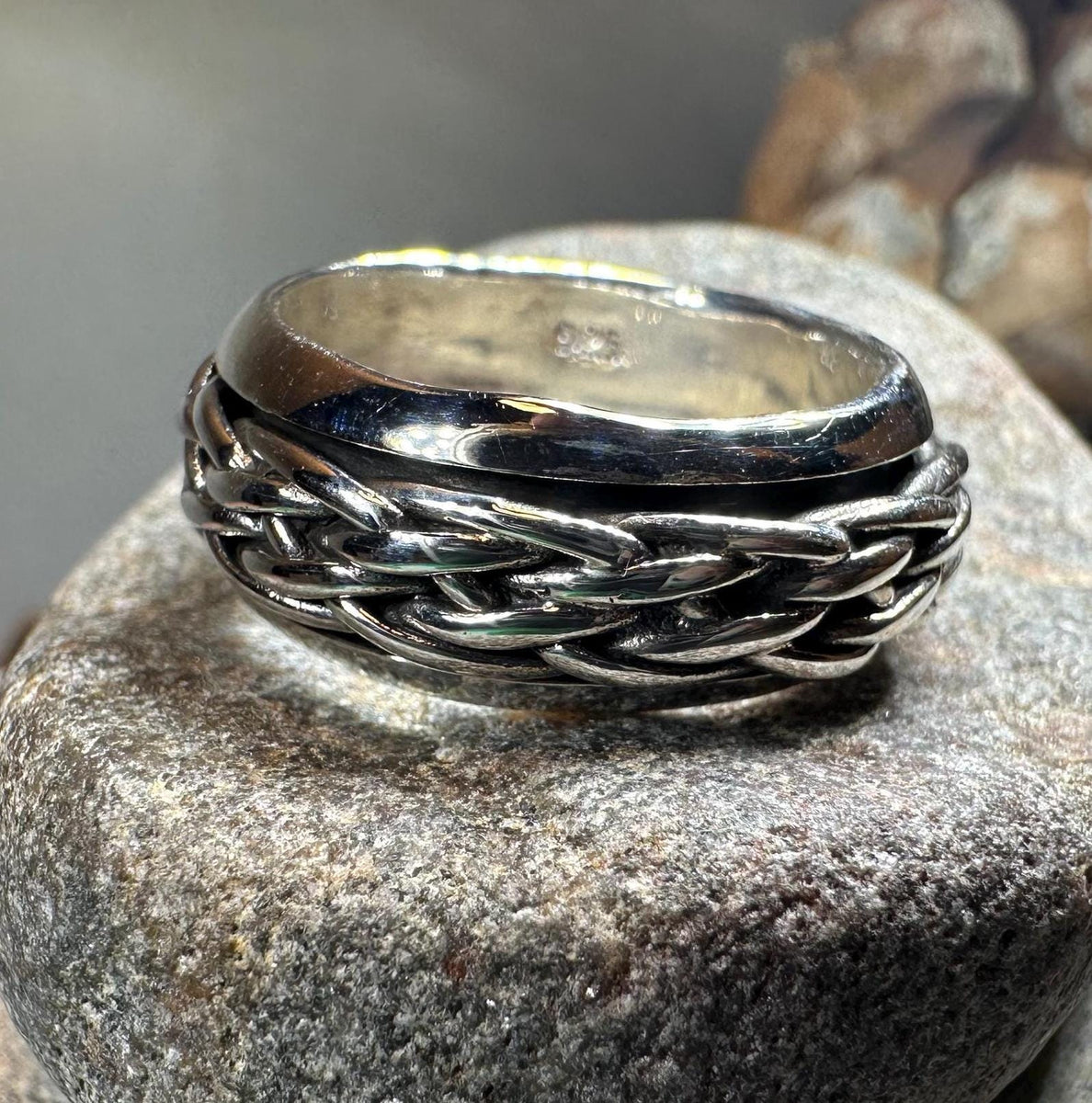 Celtic Spinner Ring – Celtic Crystal Design Jewelry