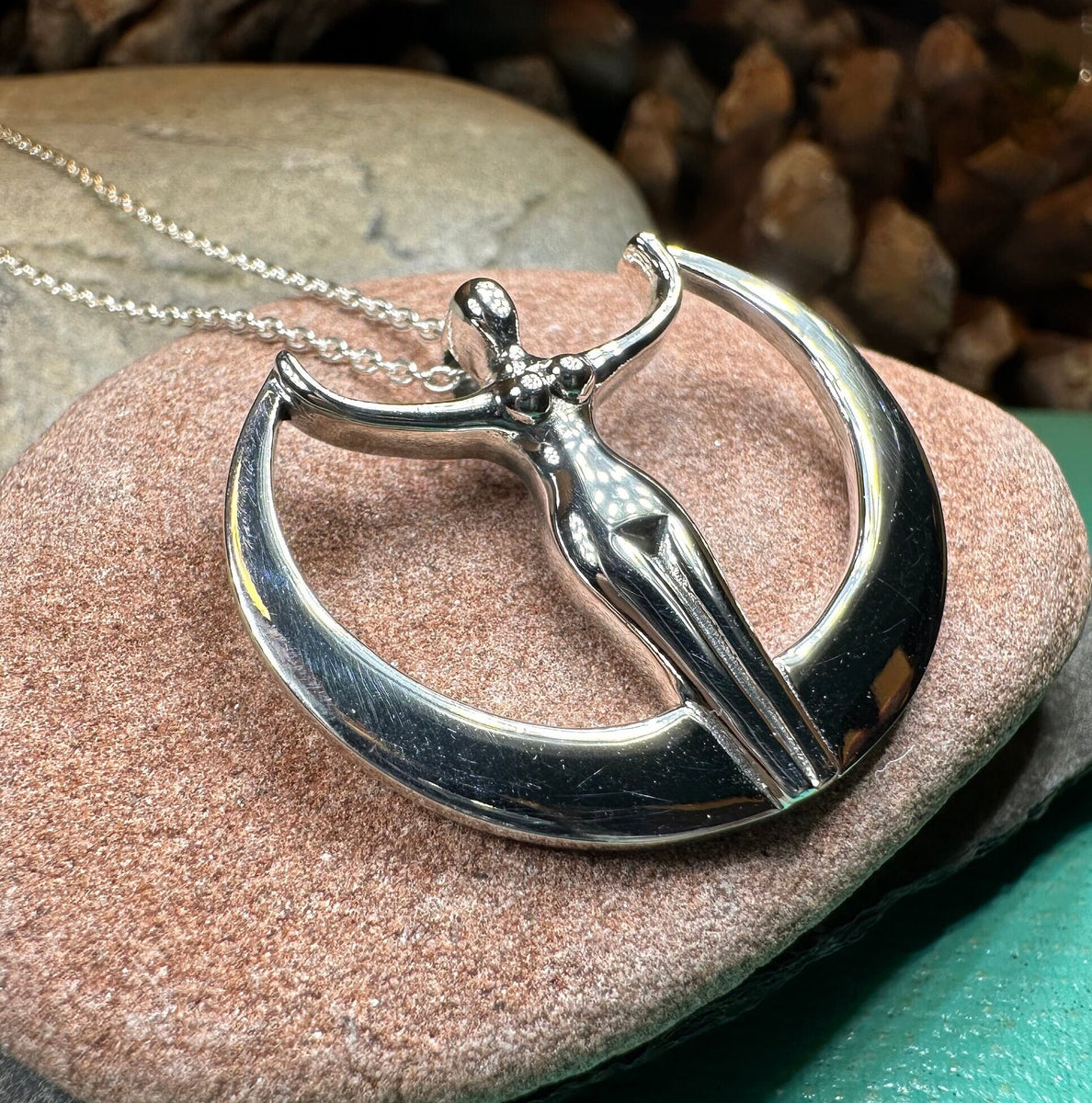 Astra Star Goddess Necklace – Celtic Crystal Design Jewelry