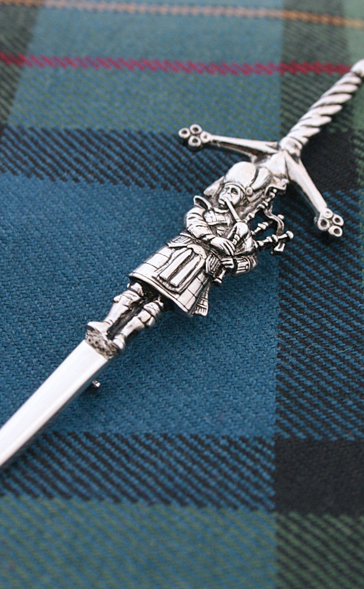 Highland Bagpiper Kilt Pin – Celtic Crystal Design Jewelry