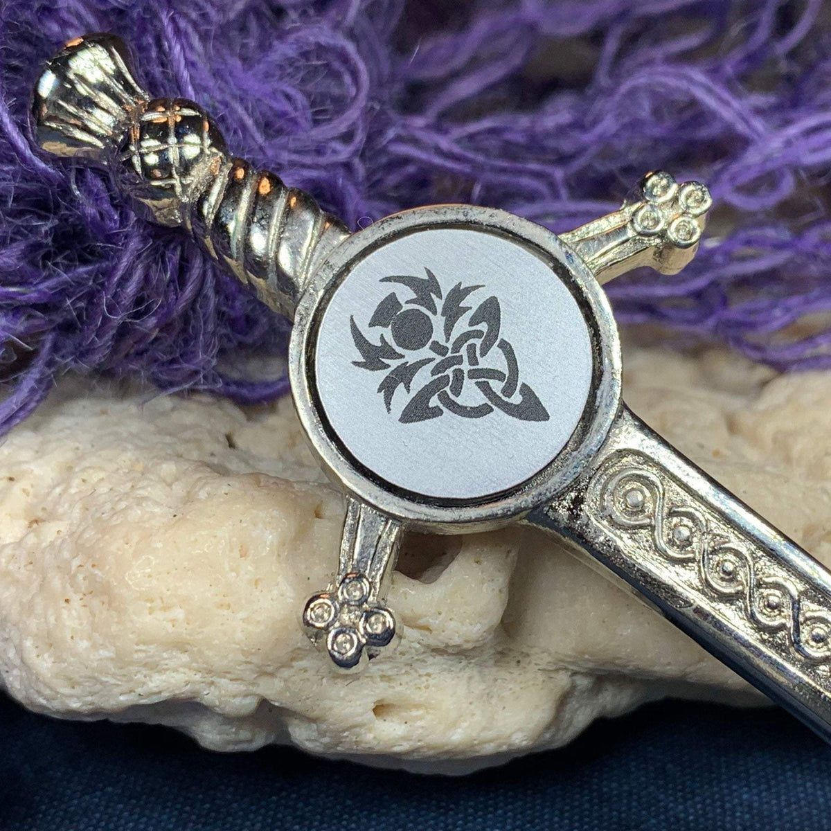 Sword Trinity Knot Kilt Pin – Celtic Crystal Design Jewelry