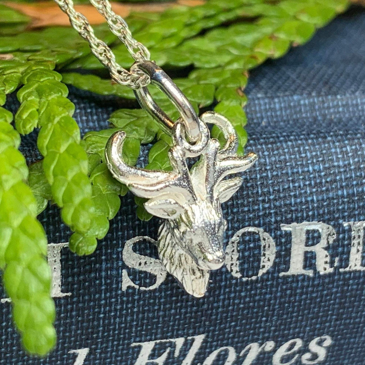 Scotland Stag Necklace – Celtic Crystal Design Jewelry