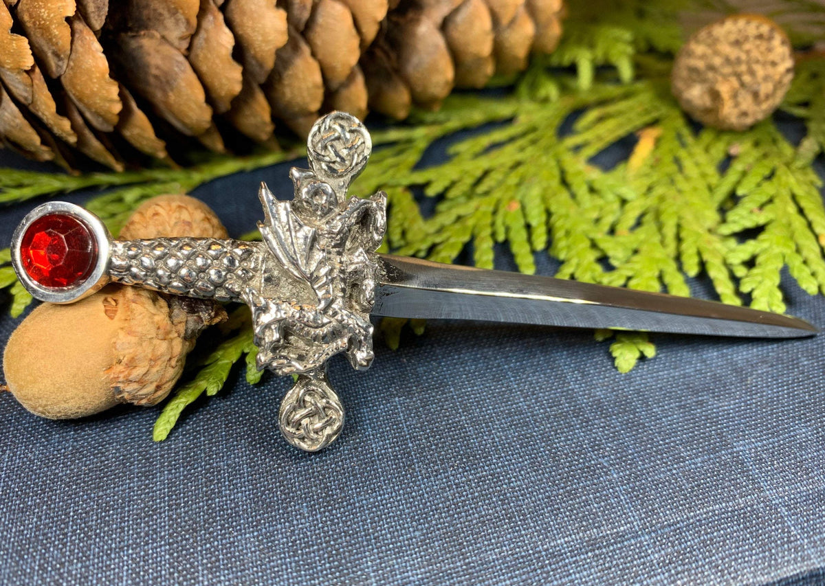 Welsh Dragon Kilt Pin – Celtic Crystal Design Jewelry