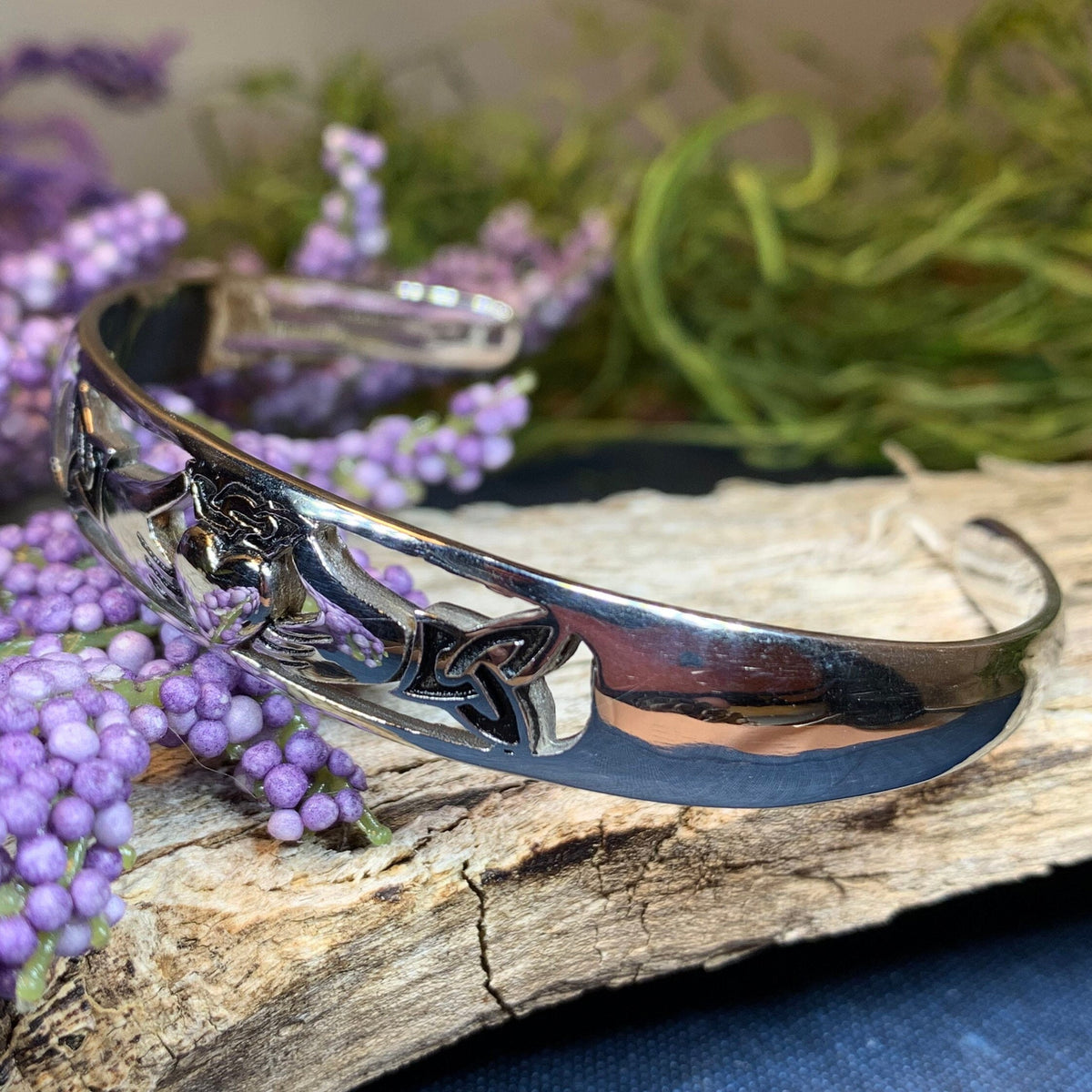 Claddagh Cuff Bracelet – Celtic Crystal Design Jewelry