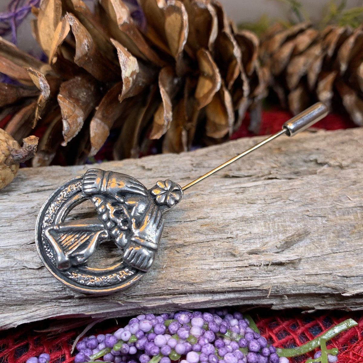 Irish Claddagh Stick Pin – Celtic Crystal Design Jewelry