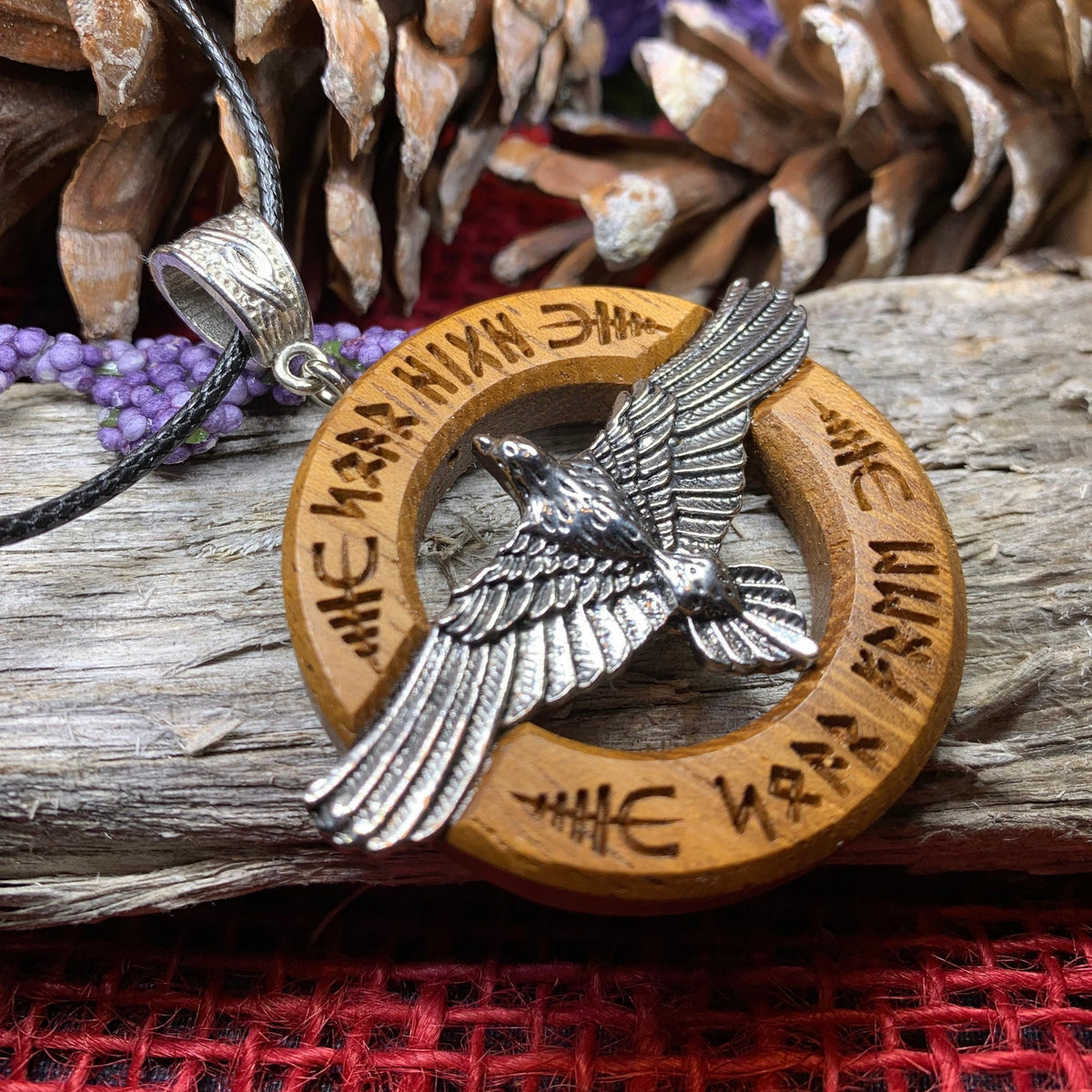 Skorr Raven Necklace – Celtic Crystal Design Jewelry