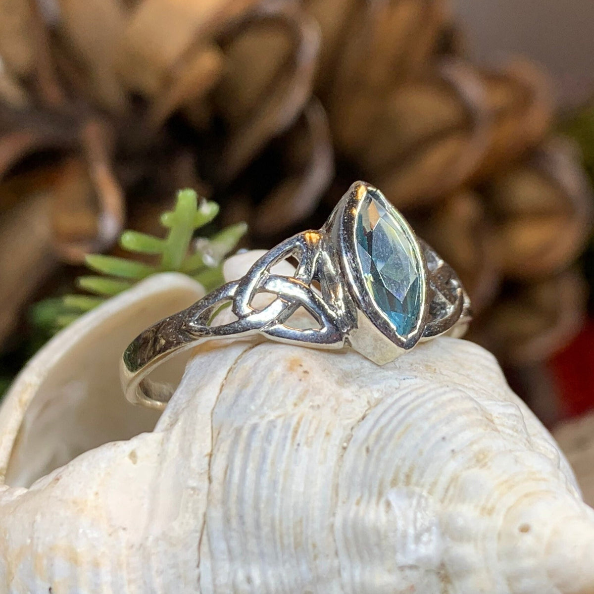 Shannon Celtic Ring – Celtic Crystal Design Jewelry