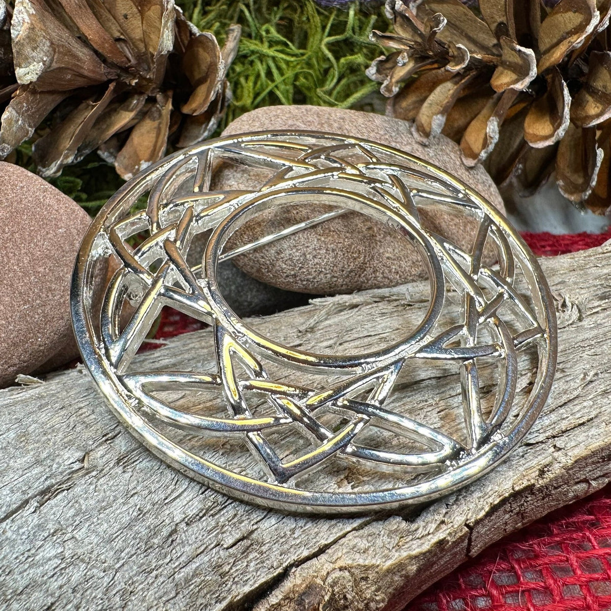 Lochdaw Celtic Knot Brooch – Celtic Crystal Design Jewelry