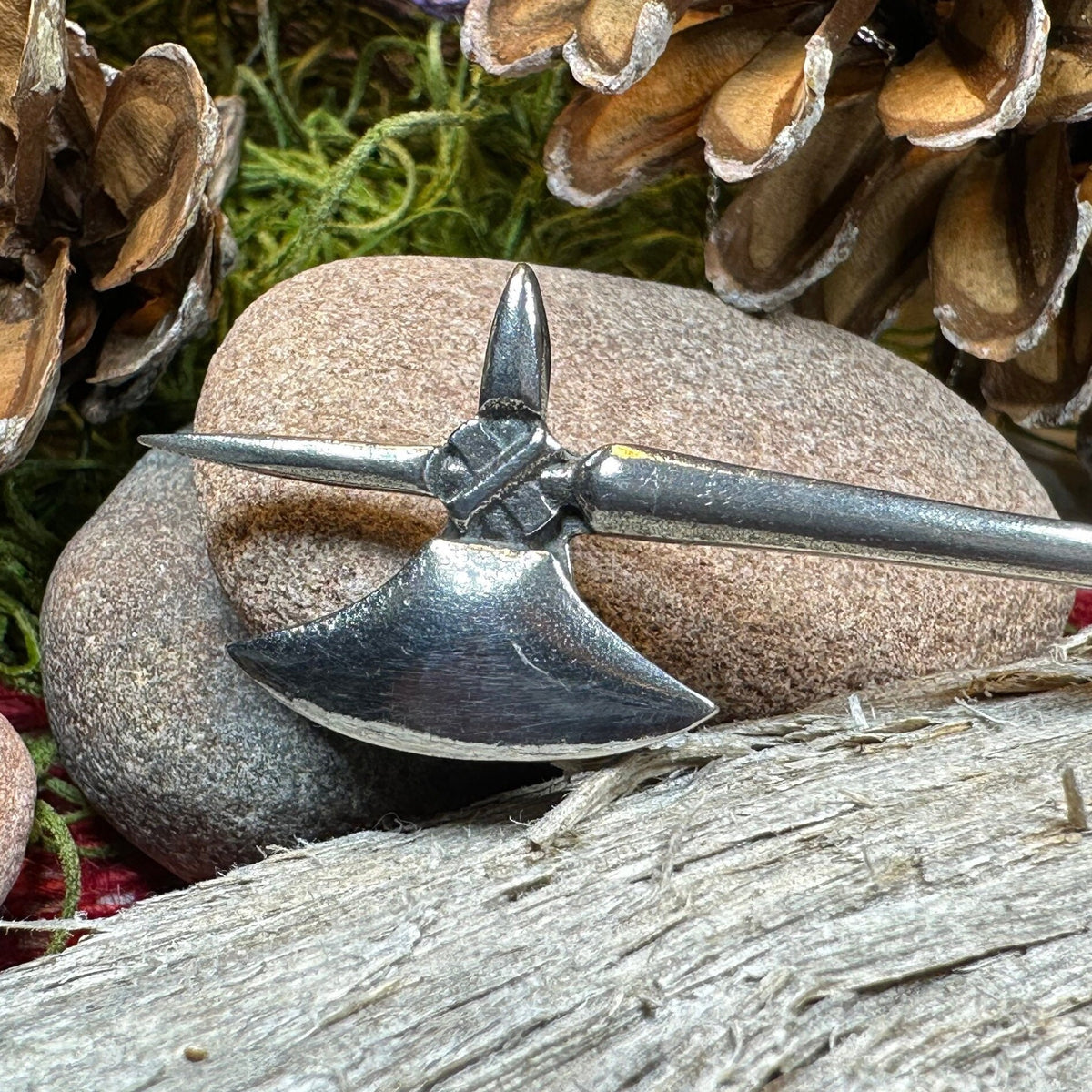 Medieval Battle Axe Kilt Pin – Celtic Crystal Design Jewelry