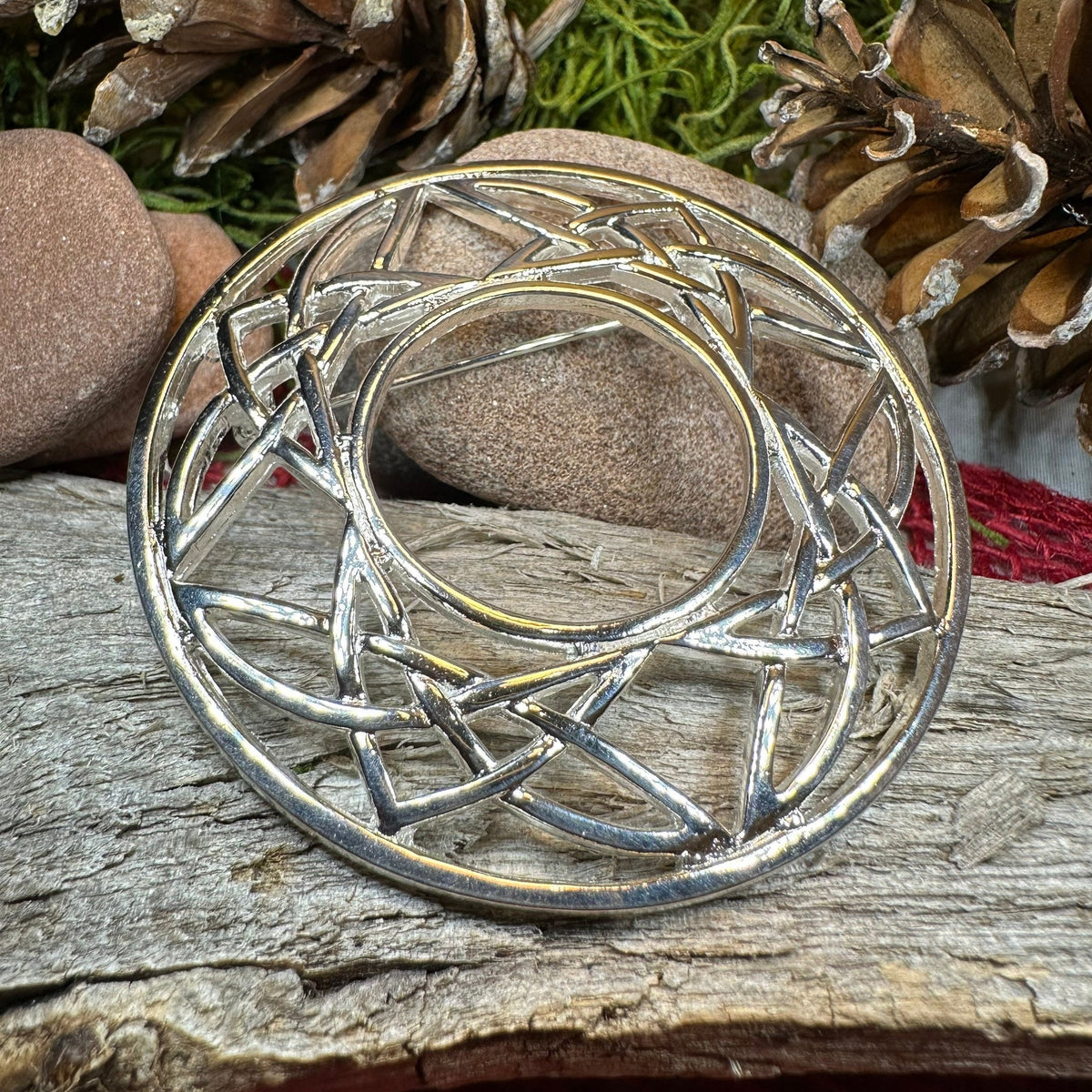 Lochdaw Celtic Knot Brooch – Celtic Crystal Design Jewelry