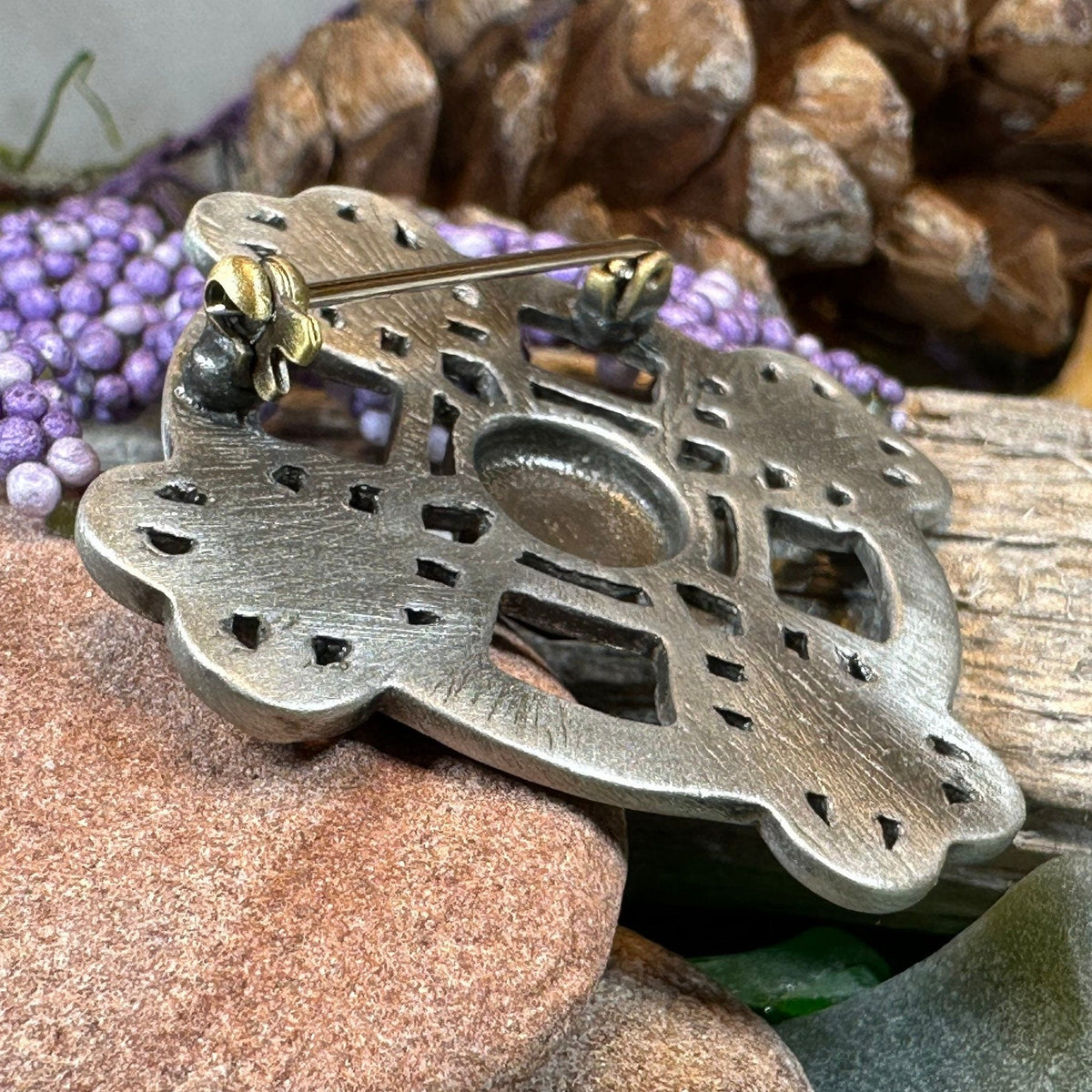 Munro Celtic Knot Brooch – Celtic Crystal Design Jewelry