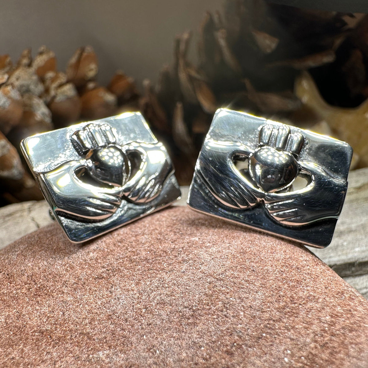 Traditional Claddagh Cuff Links – Celtic Crystal Design Jewelry