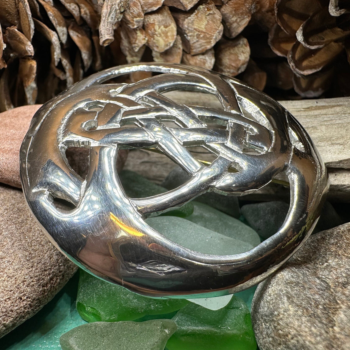 Amity Celtic Knot Tartan Brooch – Celtic Crystal Design Jewelry