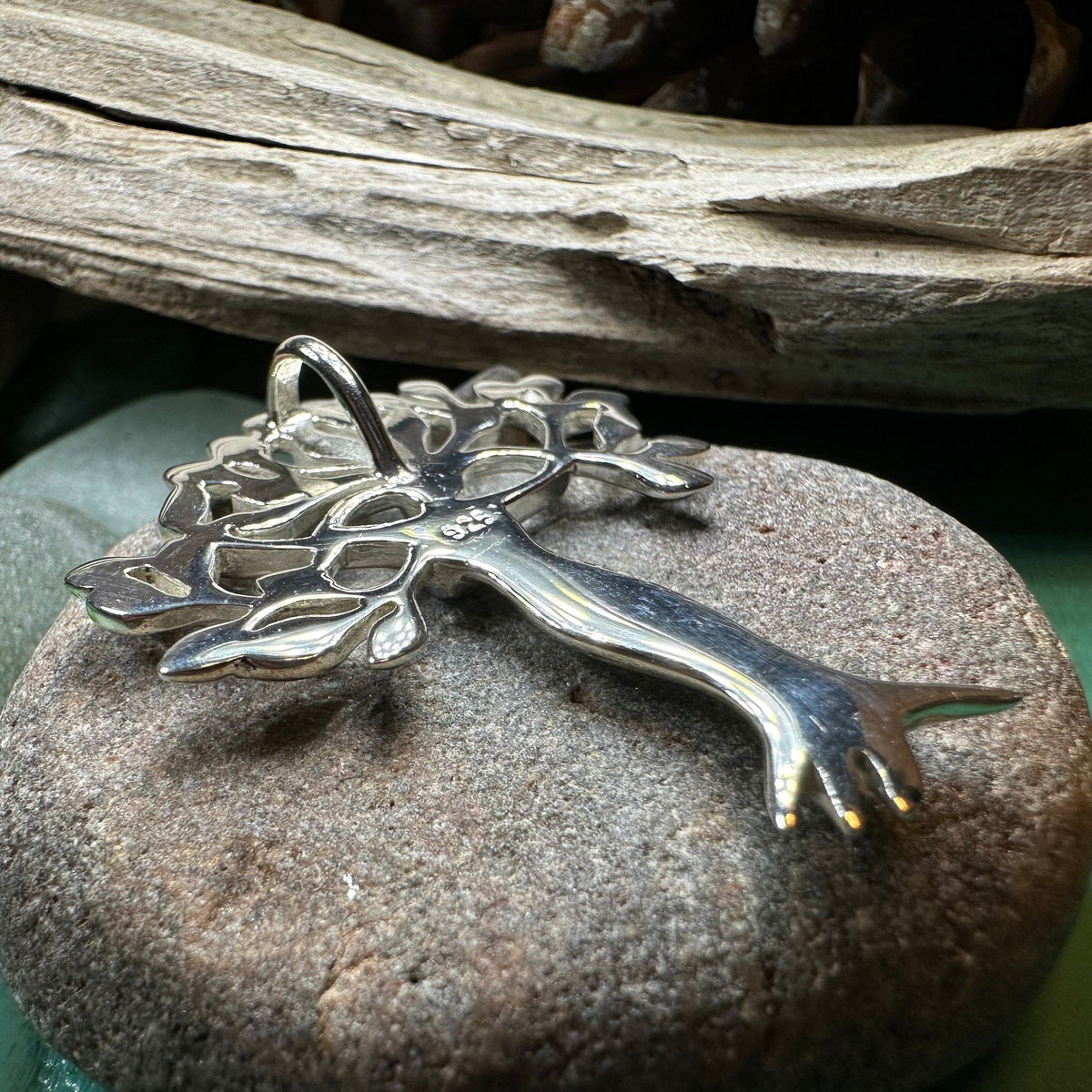 Varden Tree of Life Goddess Necklace – Celtic Crystal Design Jewelry