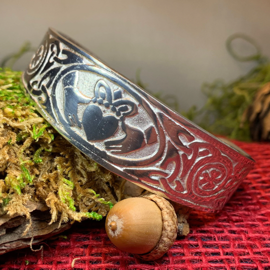 Galway Claddagh Cuff Bracelet – Celtic Crystal Design Jewelry